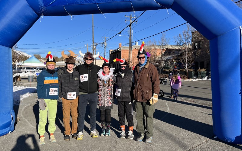 Turkey Trotters Gobble Up Some Miles Before the Turkey