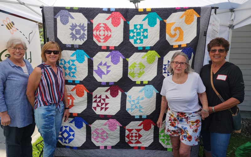 Raffle Quilt Features Sheep
