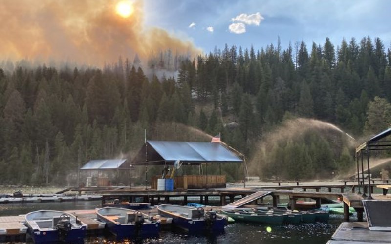 Bench Lake Fire Moves into Fishhook Trail Area as It Heads Near Redfish ...